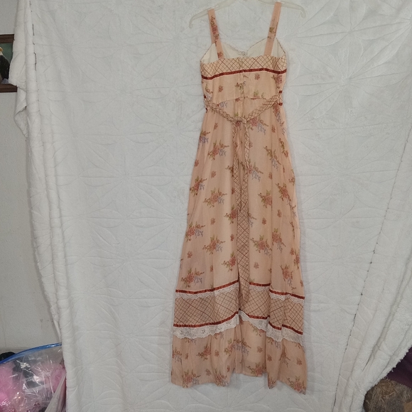 Dresses | Vintage Union Made Ilgwu Summer Dress Floral Peach Plaid Lace ...